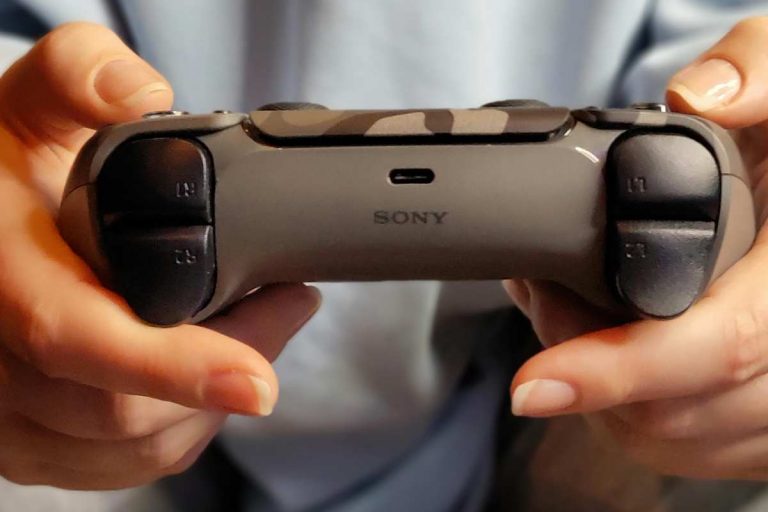 Come connettere il DualSense di PS5 a Steam per giocare sul PC dopo l'ultimo aggiornamento ...